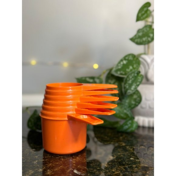 Tupperware | Kitchen | Vintage 6 Piece Orange Tupperware Measuring Cup ...